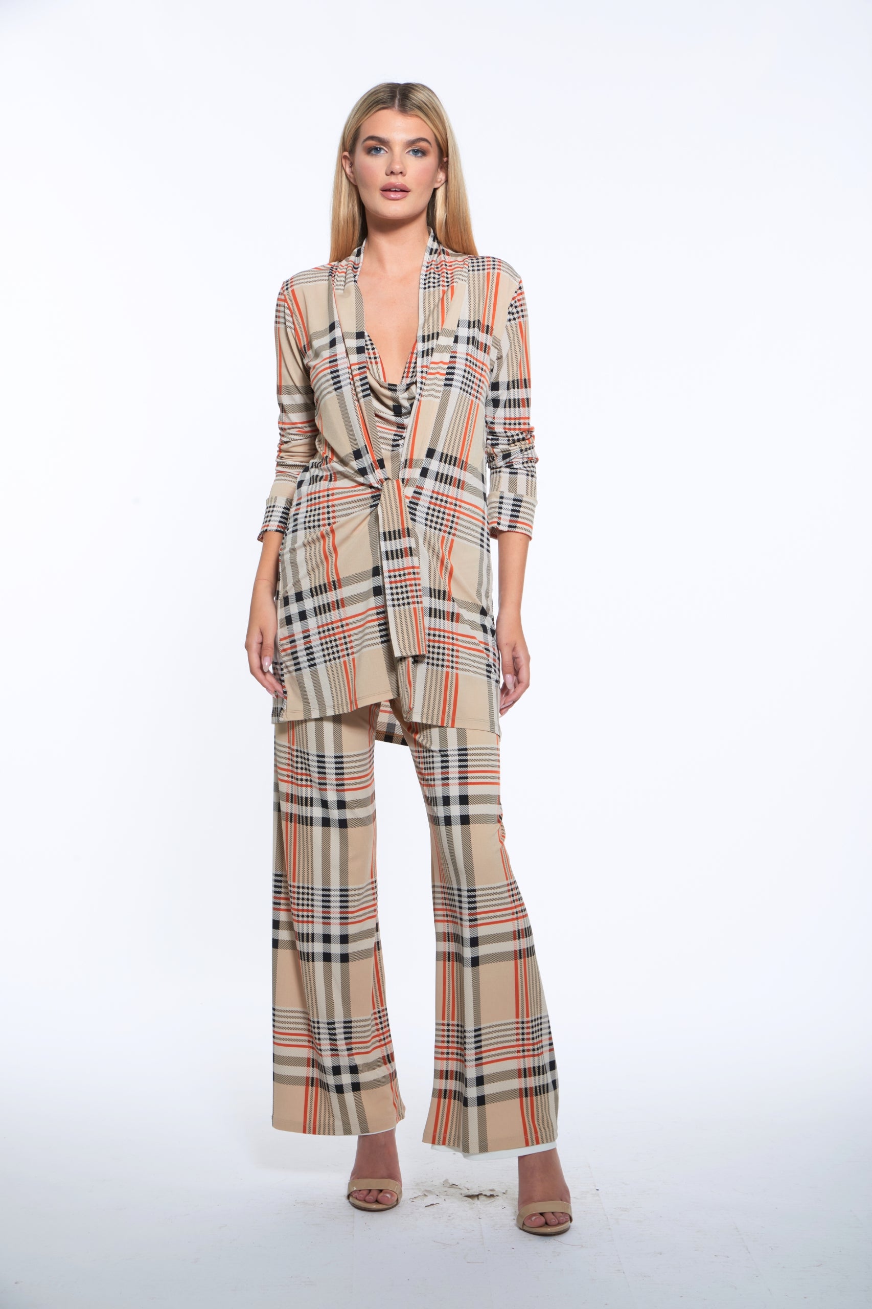 Alina Pant - Story – JULIAN CHANG